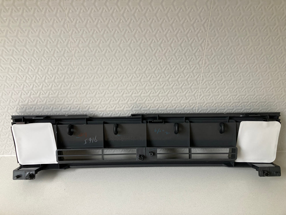 Toyota Sprinter AE86 Levin Kouki Grille – Corolla Spares